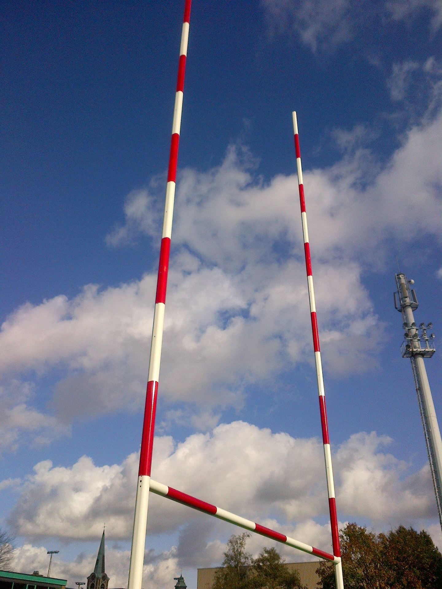 Supaturf - Poteaux de rugby Hauteur 16,00m en aluminium à sceller Blanc