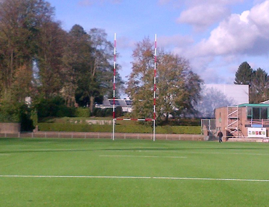 Supaturf - Poteaux de rugby Hauteur 16,00m en aluminium à sceller Blanc